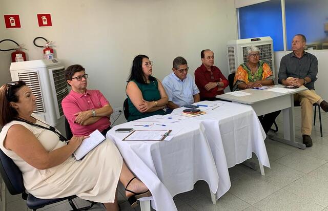 Edna Alves se reúne em Bauru com sindicalistas em defesa dos ...